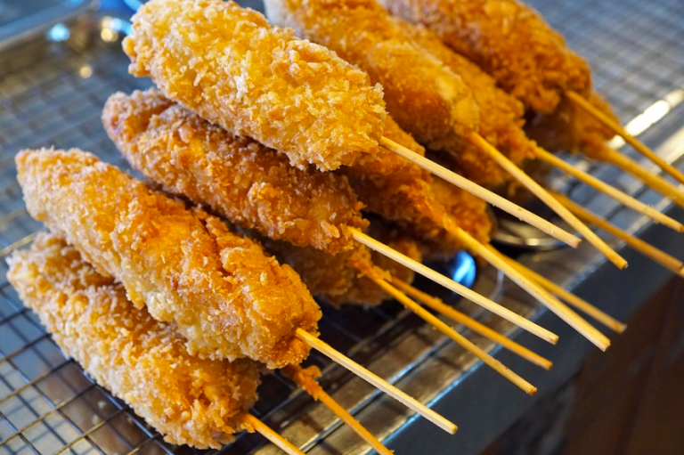 Menu Spotlight: Economics of the Fried Chicken Sandwich